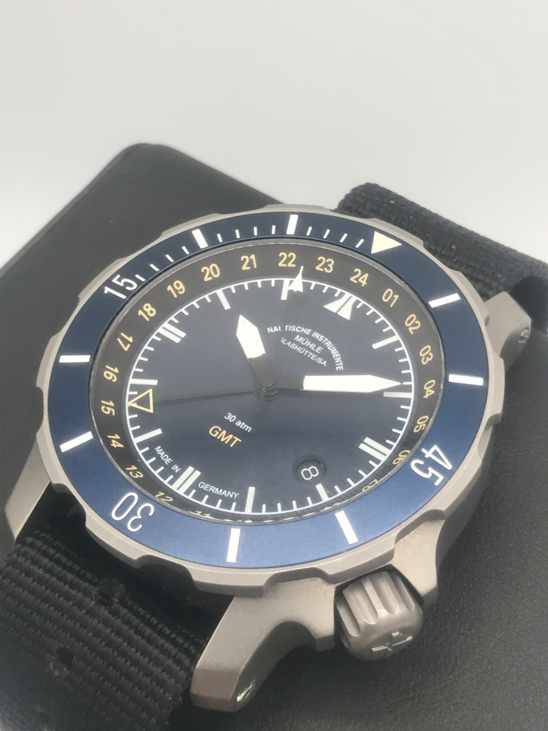 Muhle Glashutte Seebattalion GMT Diver 44mm Titanium Case 300m Blue ...