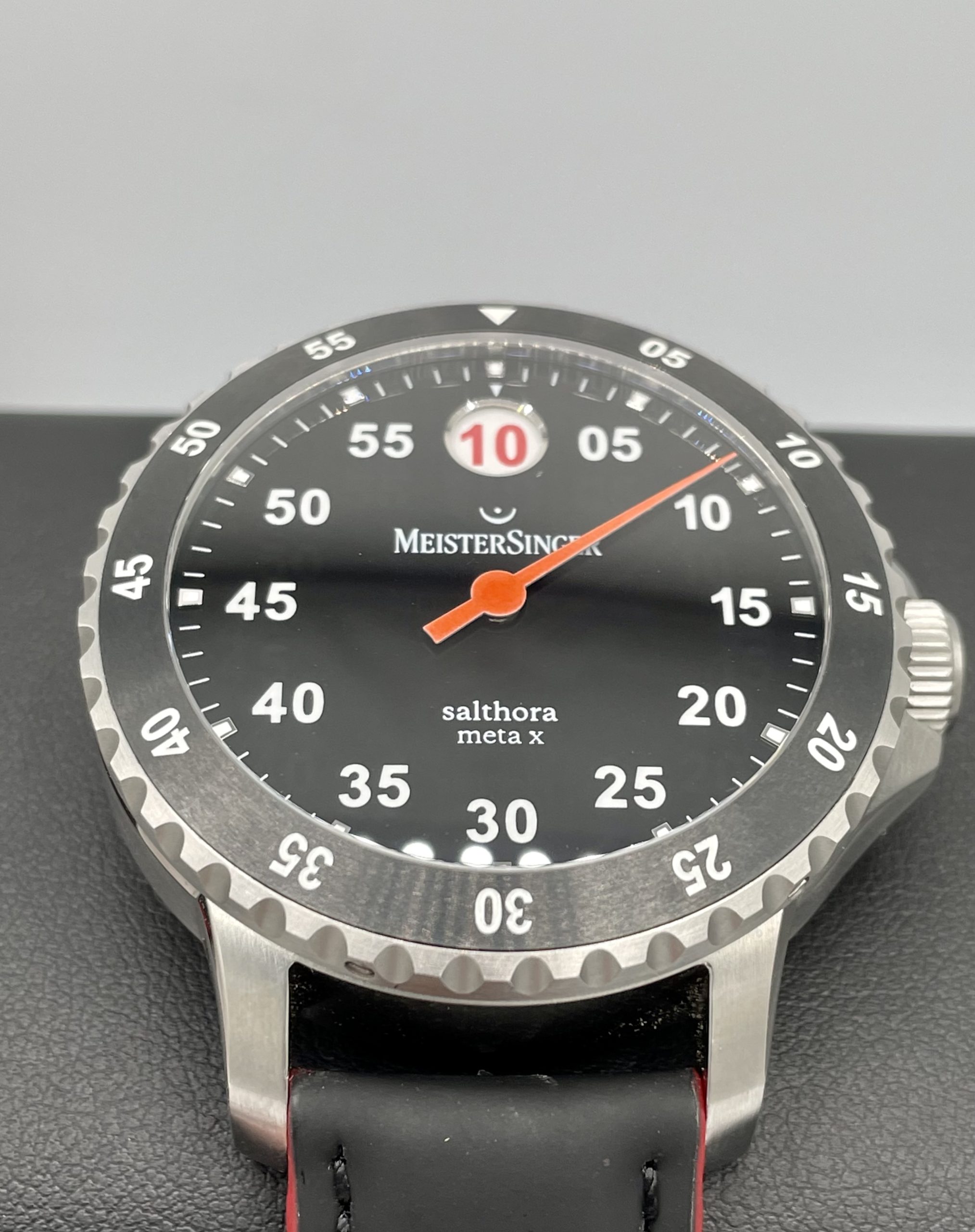 As-New MeisterSinger Salthora Meta X Black Red 43mm Swiss Automatic ...