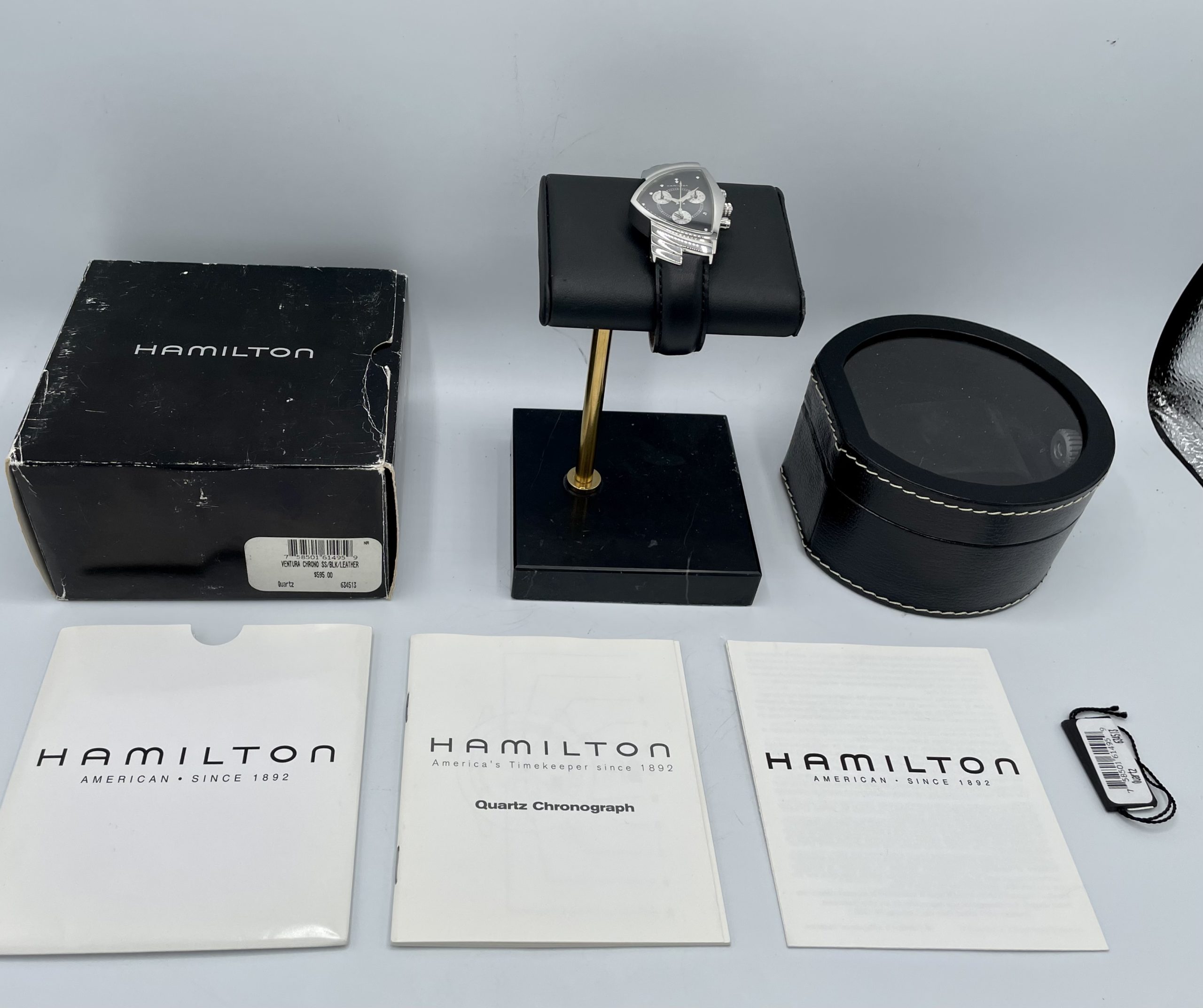 Hamilton Ventura Chrono Quartz Men In Black H24412732 33mm Swiss ...