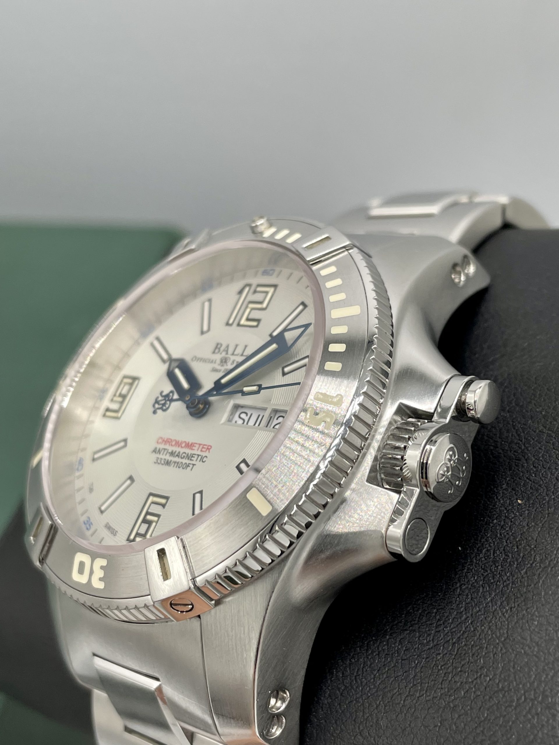 BALL Engineer Hydrocarbon Spacemaster Glow DM2036A-SCAJ-WH 42mm 333m ...