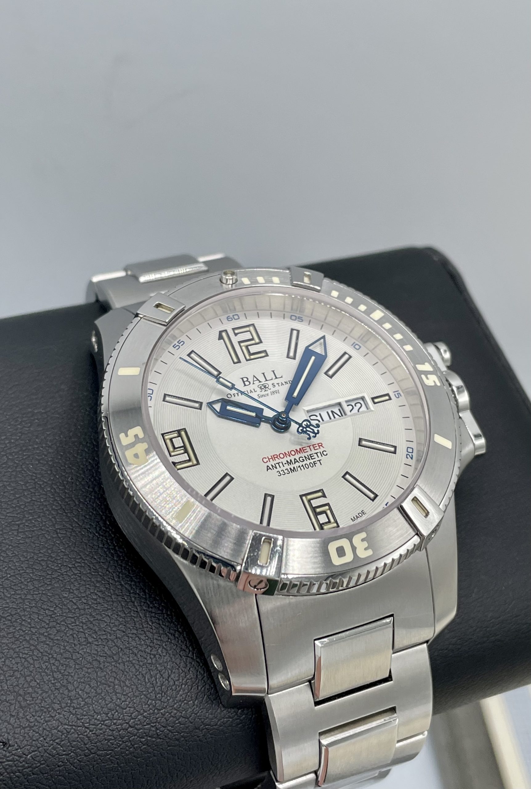 BALL Engineer Hydrocarbon Spacemaster Glow DM2036A-SCAJ-WH 42mm 333m ...