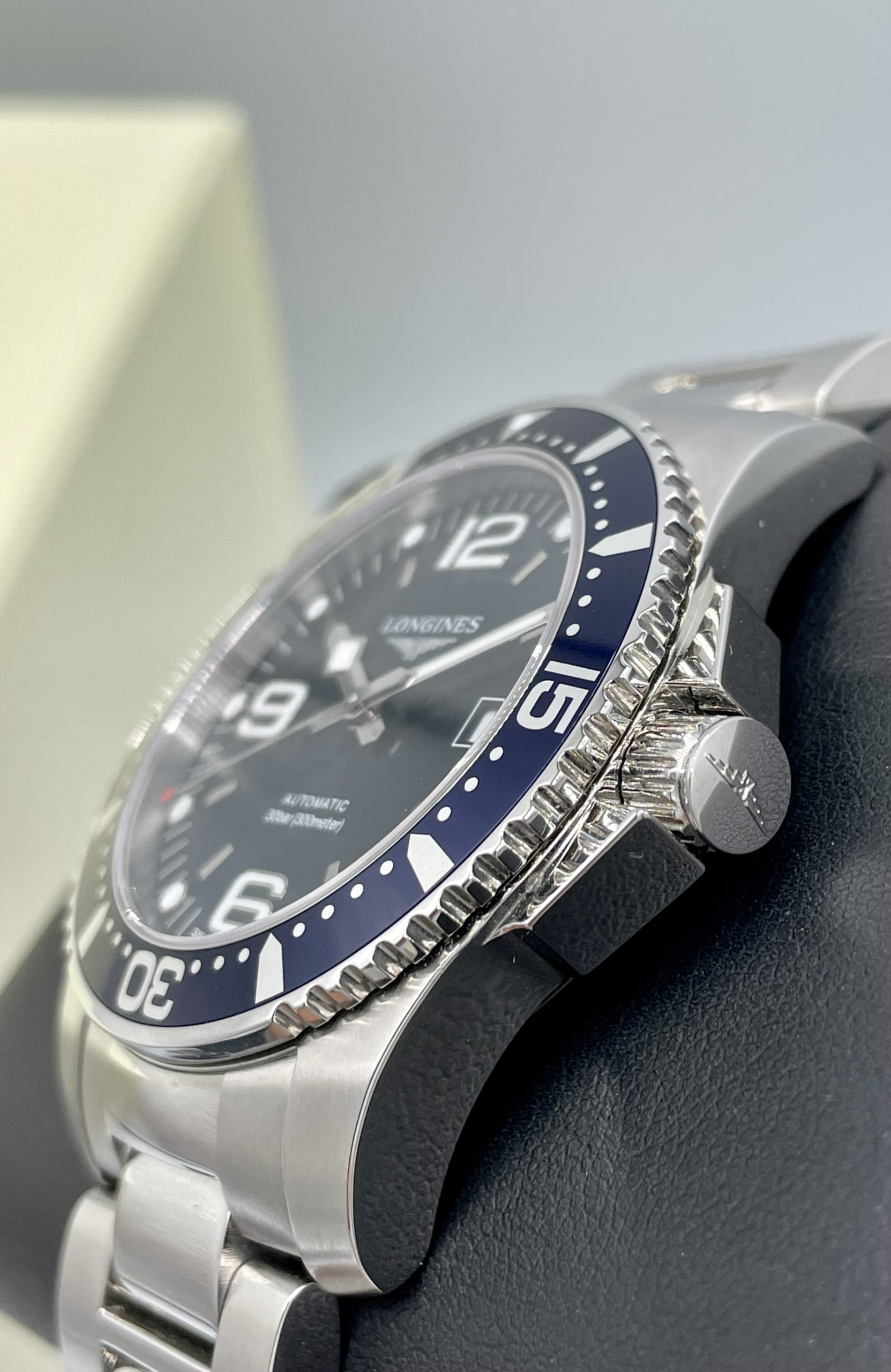 LONGINES HYDROCONQUEST BLUE DIAL 41MM SWISS AUTOMATIC 300M DIVER BLUE ...