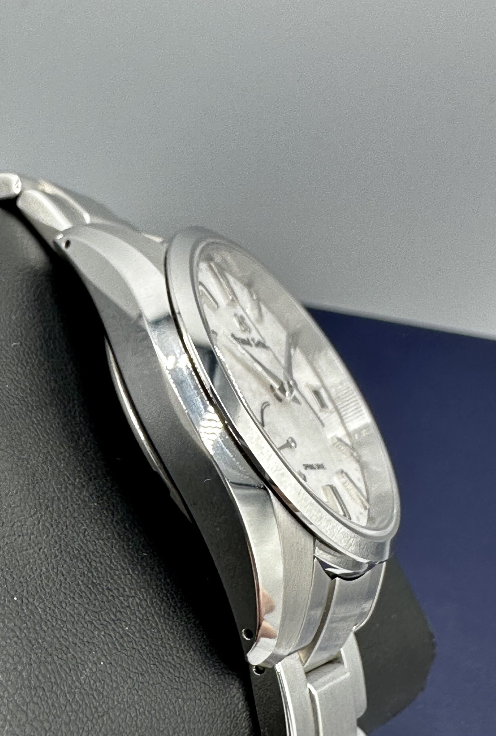 GRAND SEIKO SBGA465 Spring Drive Morning Frost White Dial 40mm Power ...