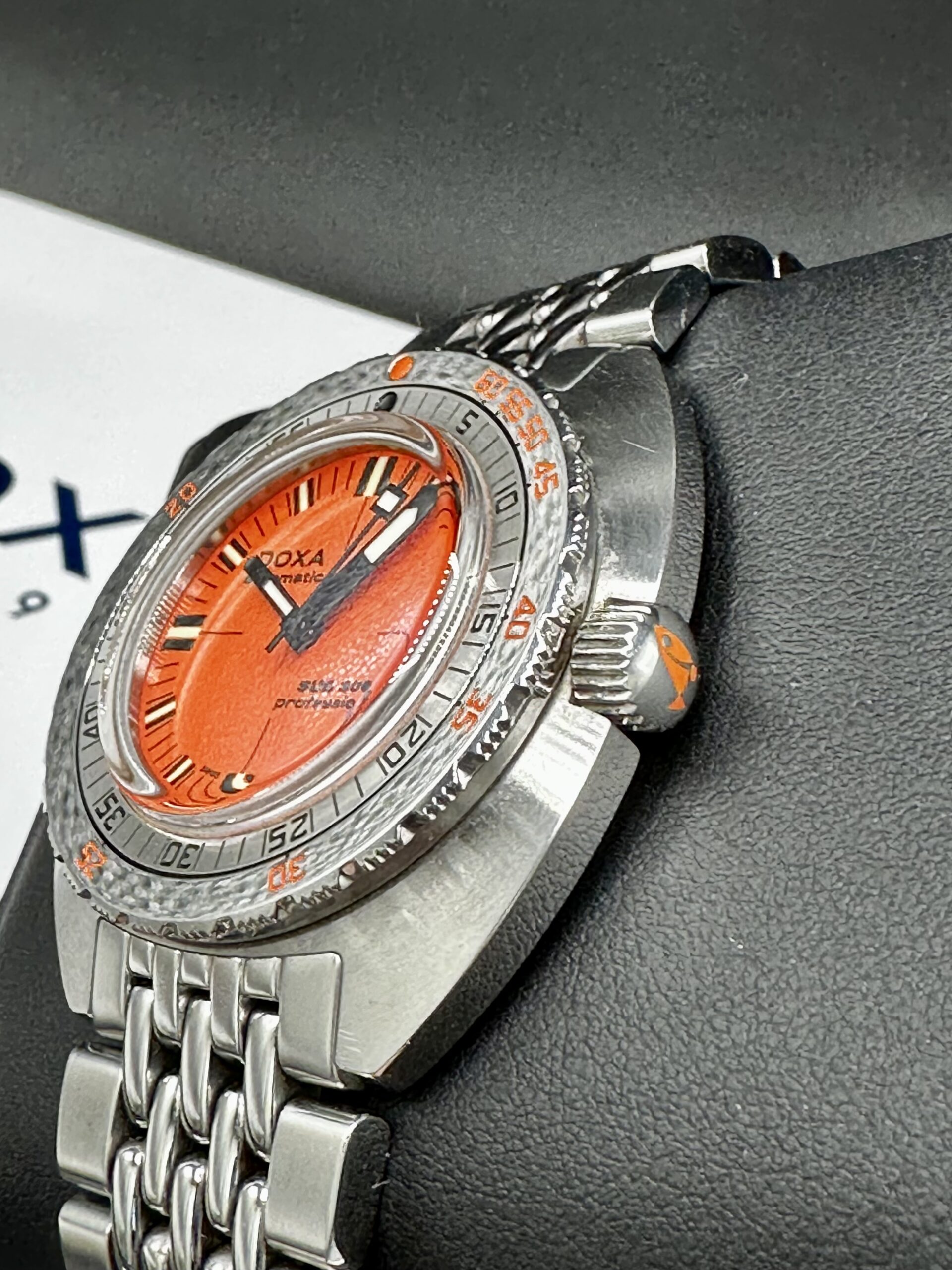 DOXA SUB 300 Professional Orange Dial 42.5mm SWISS AUTOMATIC 300m Diver ...