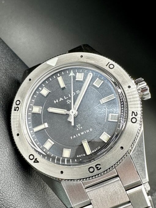 Halios Fairwind Series 1 Swiss Automatic 39mm Bathyal Blue Dial Steel ...