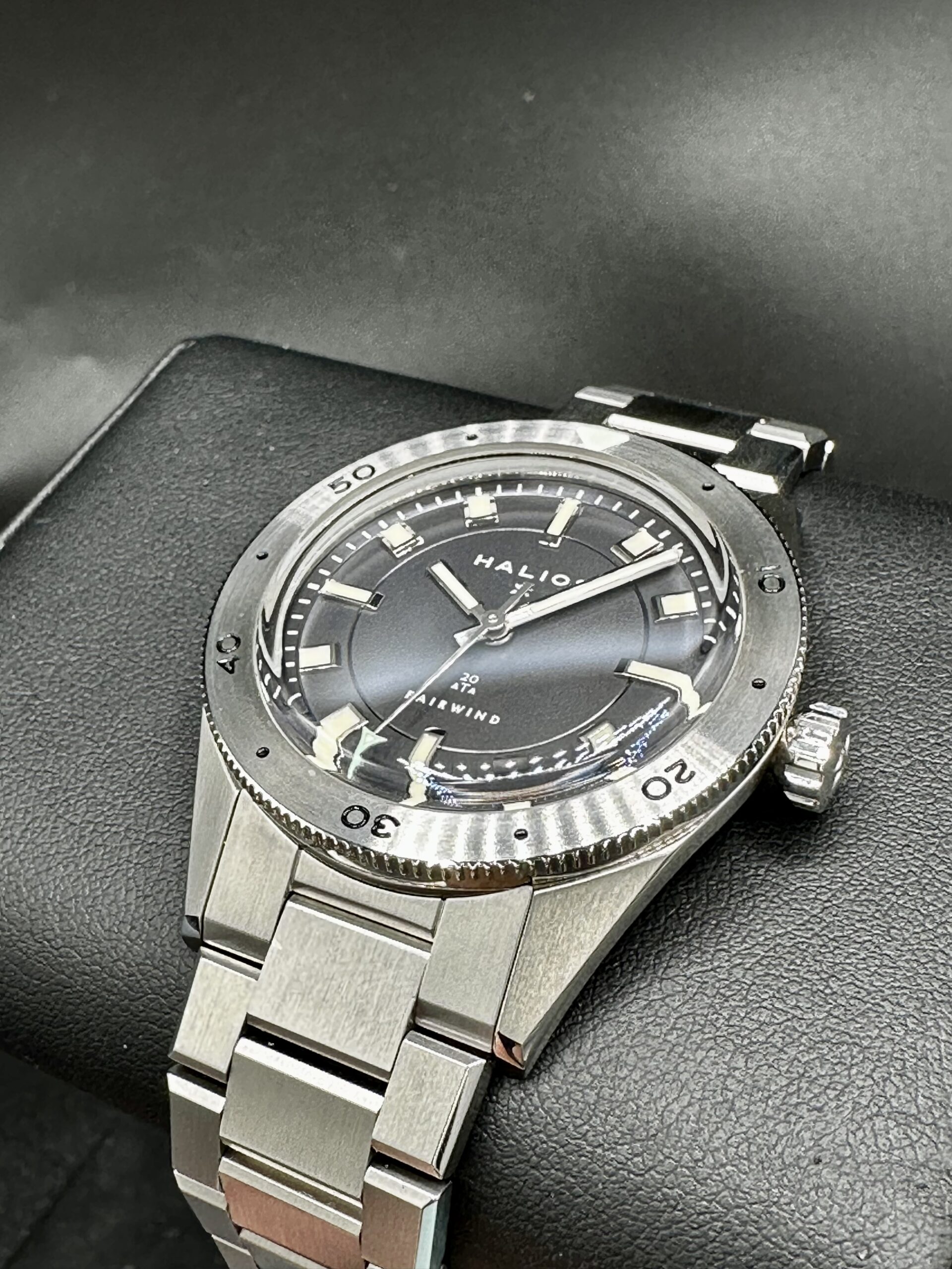 Halios Fairwind Series 1 Swiss Automatic 39mm Bathyal Blue Dial Steel ...