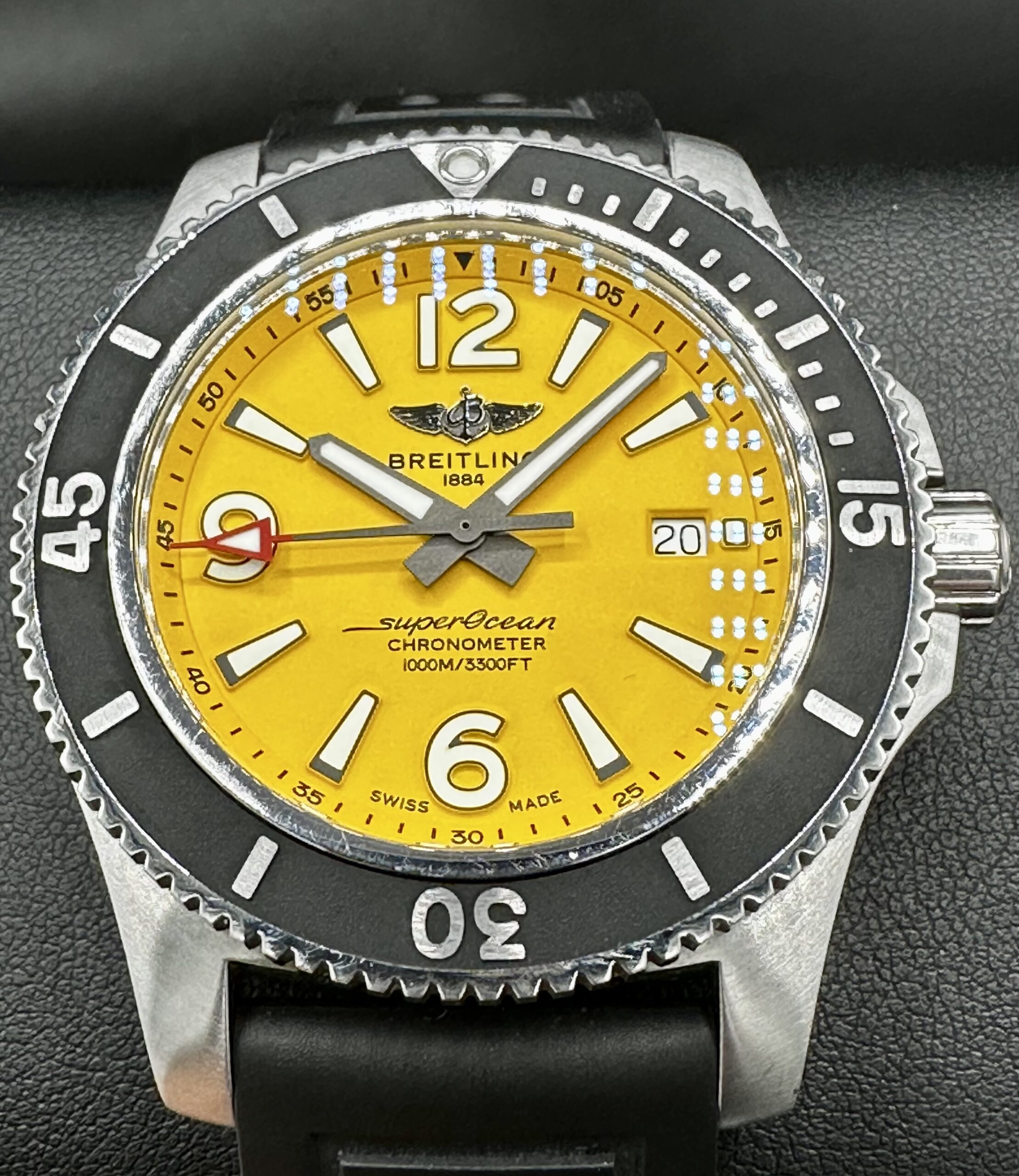 BREITLING Superocean 44 Yellow Dial 1000m Diver Ref A173670 44mm ...