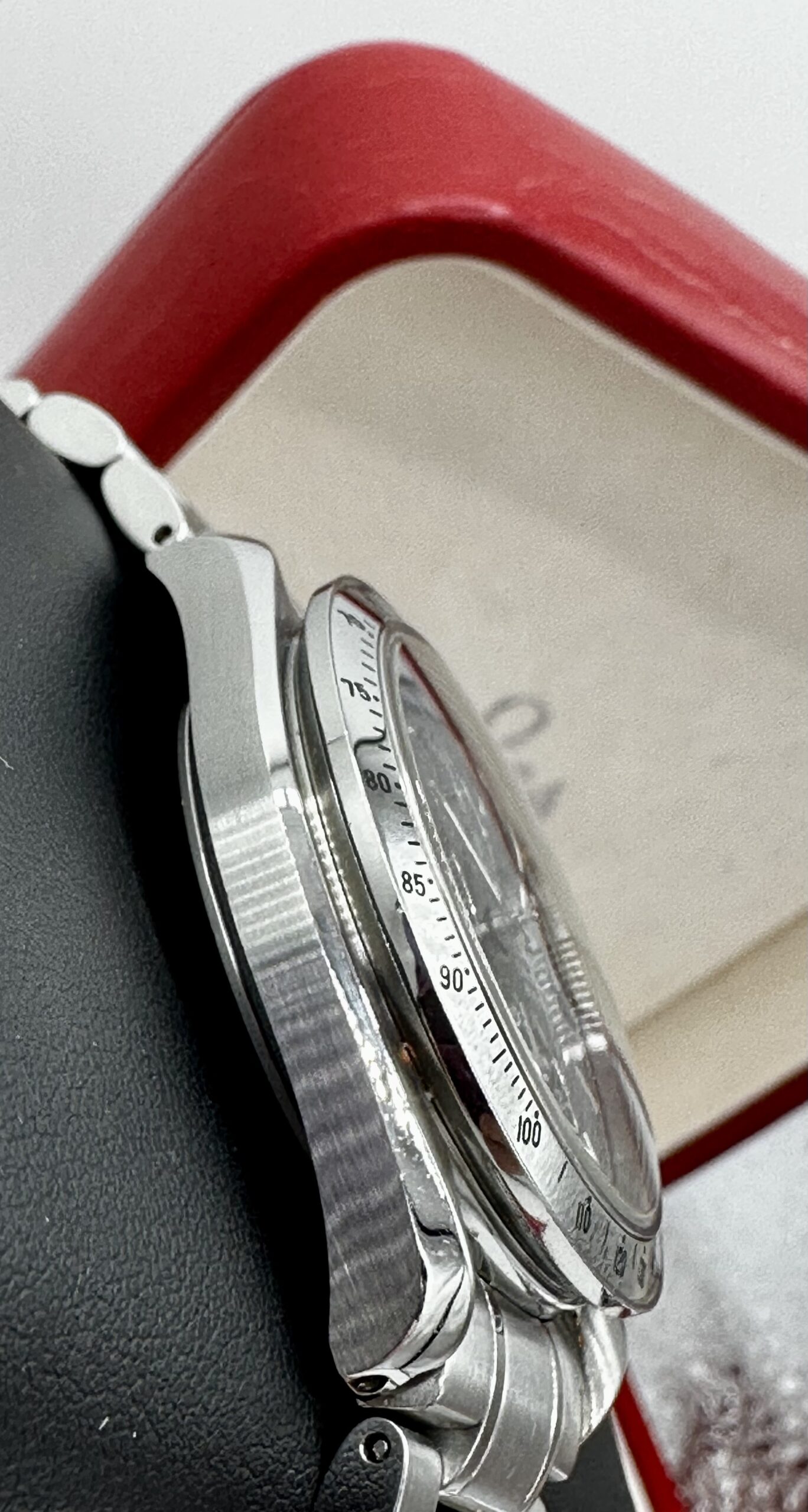 OMEGA SPEEDMASTER Chronograph Date Ref 3513.50 39mm Automatic Omega Caliber 1152 - The Sutor House