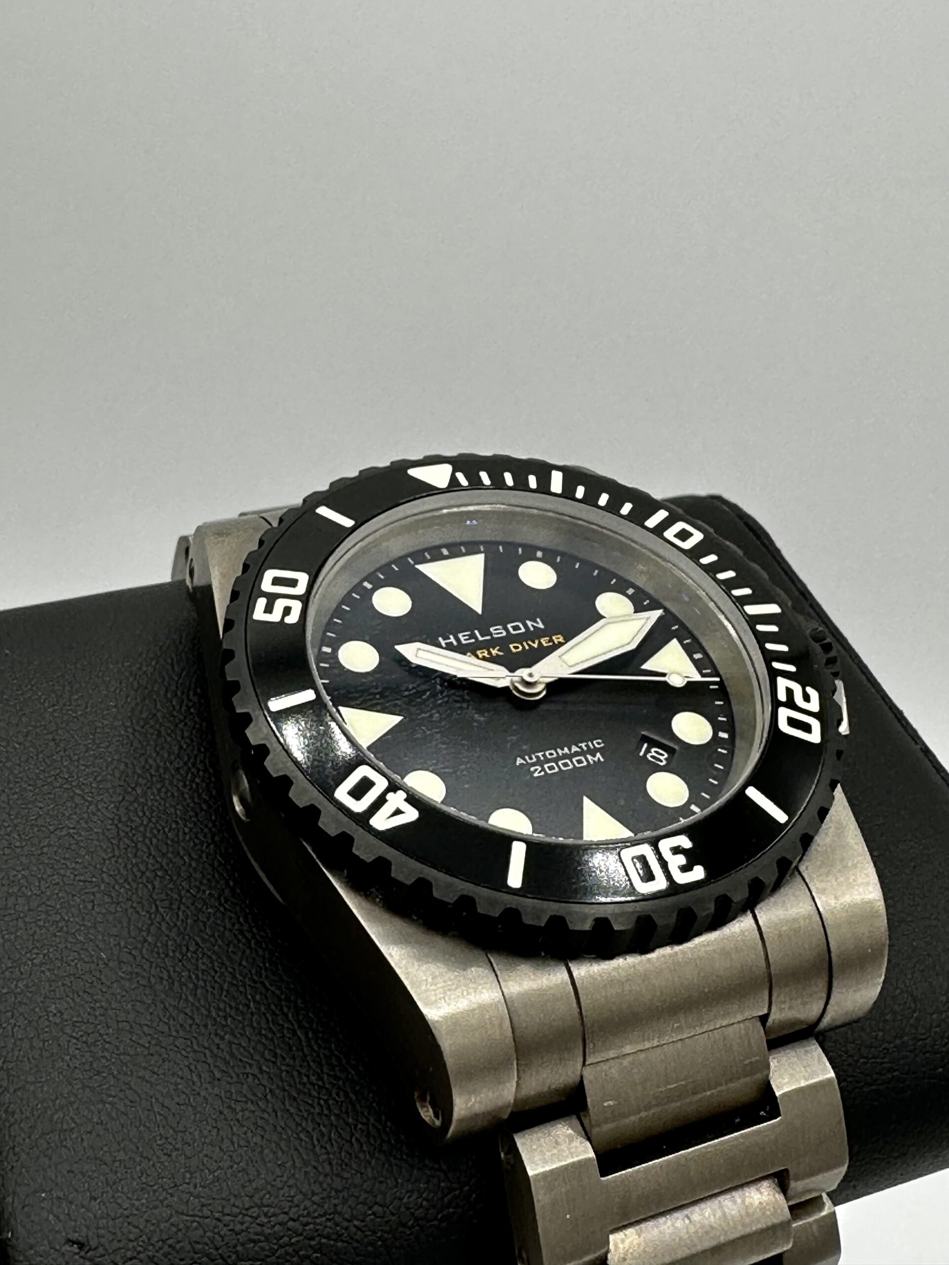 HELSON SHARK DIVER TITANIUM 2000m Black Dial Black Bezel 45mm AUTOMATIC ...