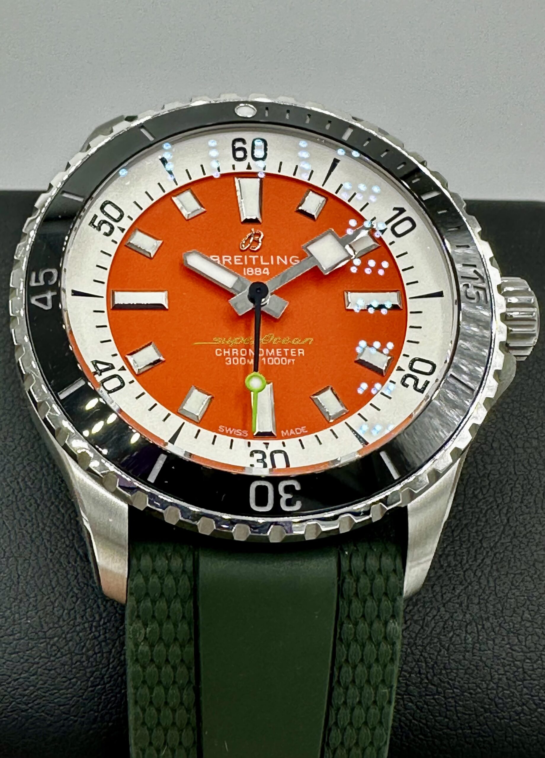 BREITLING SUPEROCEAN 42 A17375 Kelly Slater Limited Edition Orange 300m ...