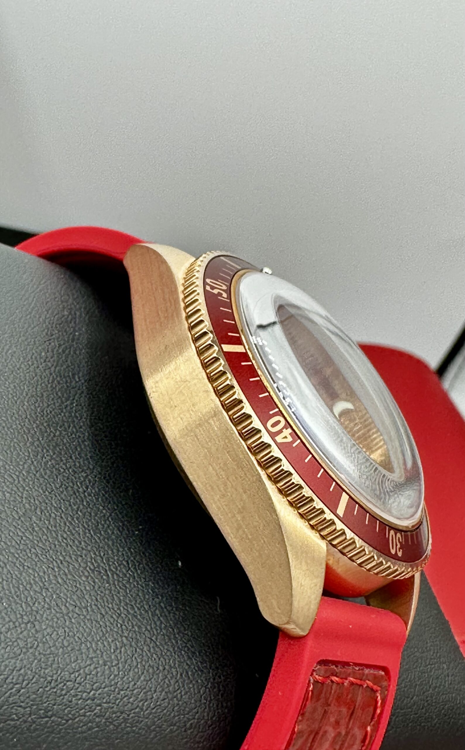 William Wood London Valiant Bronze Ruby Firefighter Edition 41mm ...