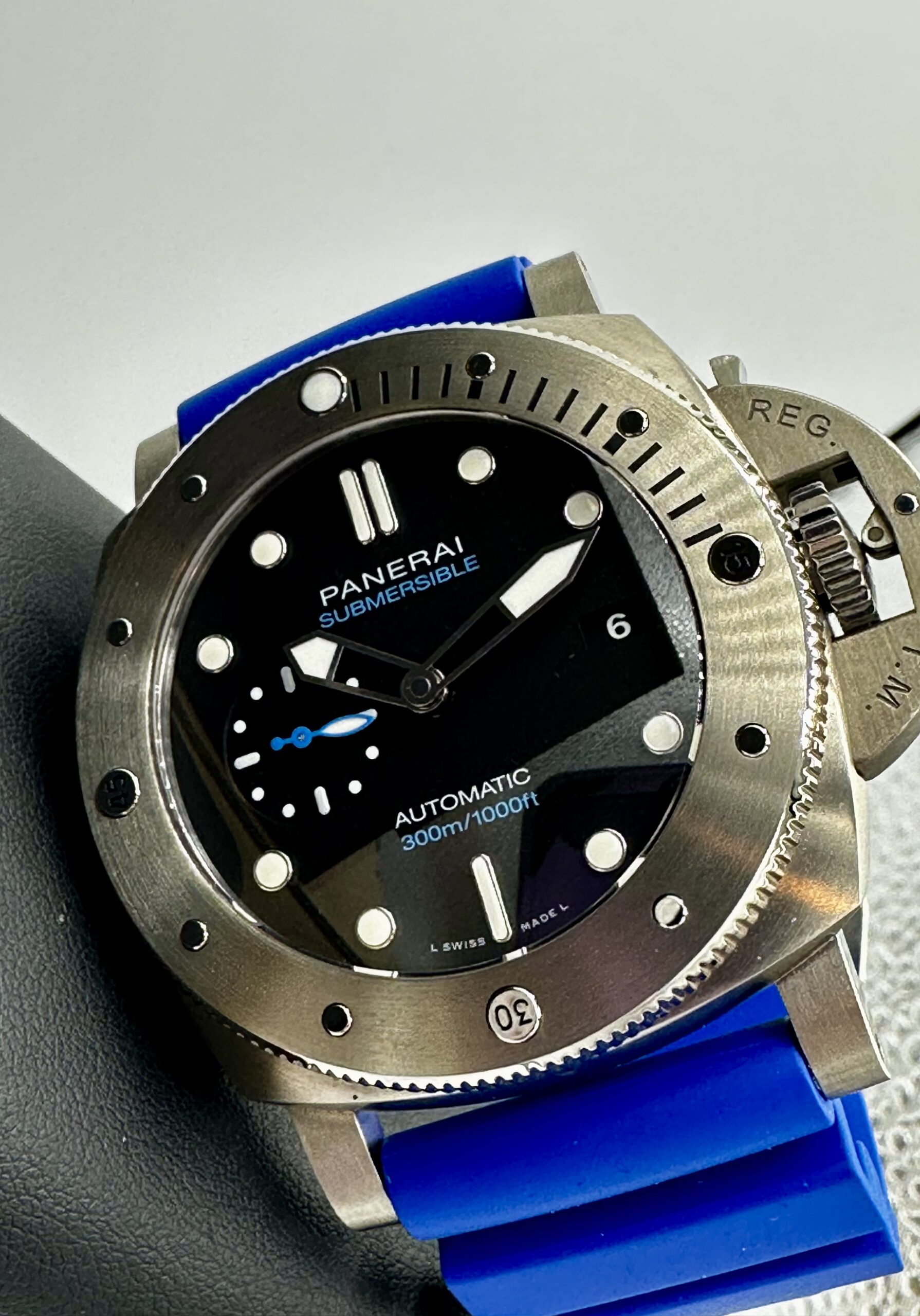 Panerai Luminor 1950 Submersible 3 Days Titanio PAM01305 300m Dive 47mm ...