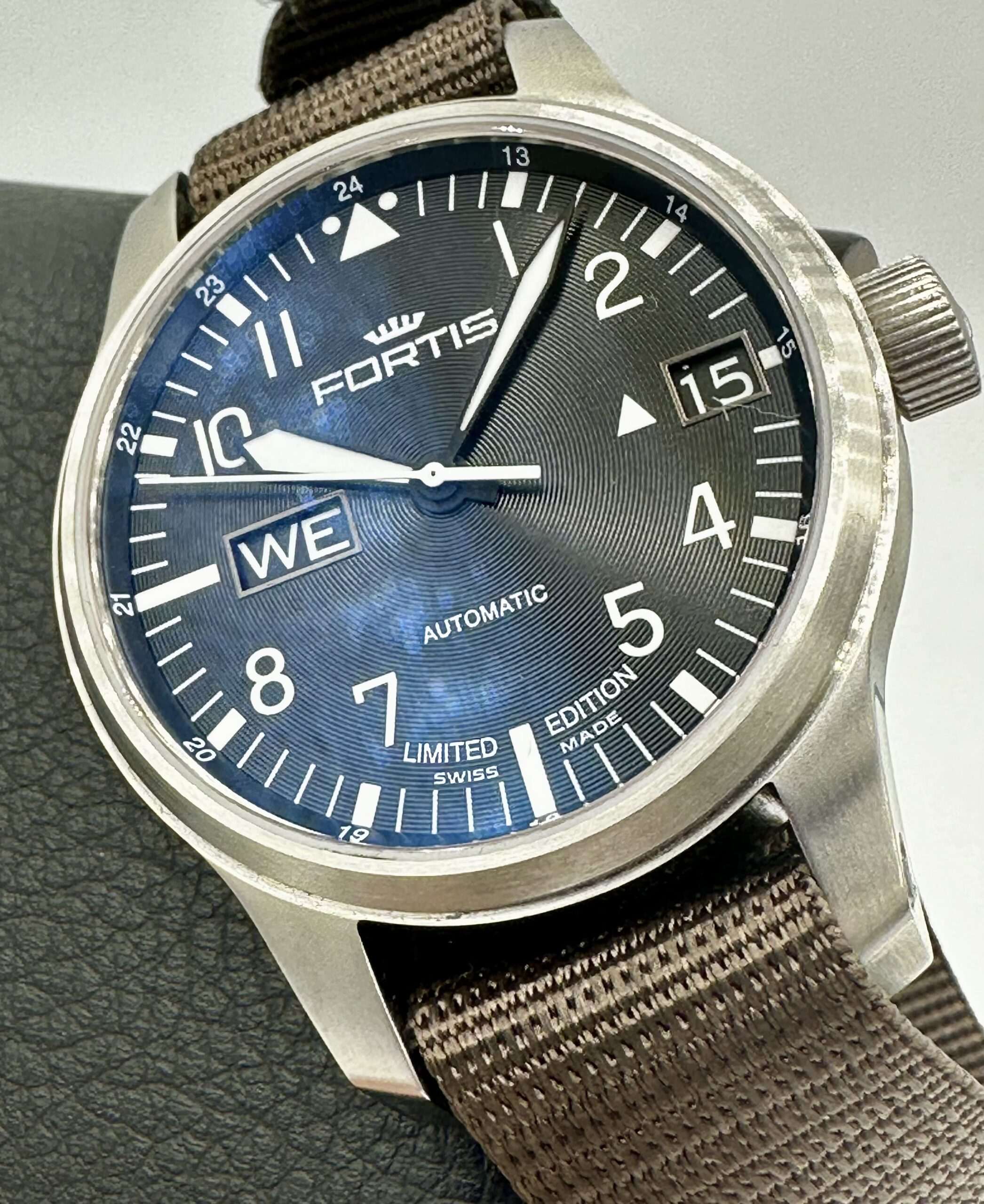 FORTIS Flieger Limited Edition Day Date 43mm Swiss Automatic Ref. 700. ...