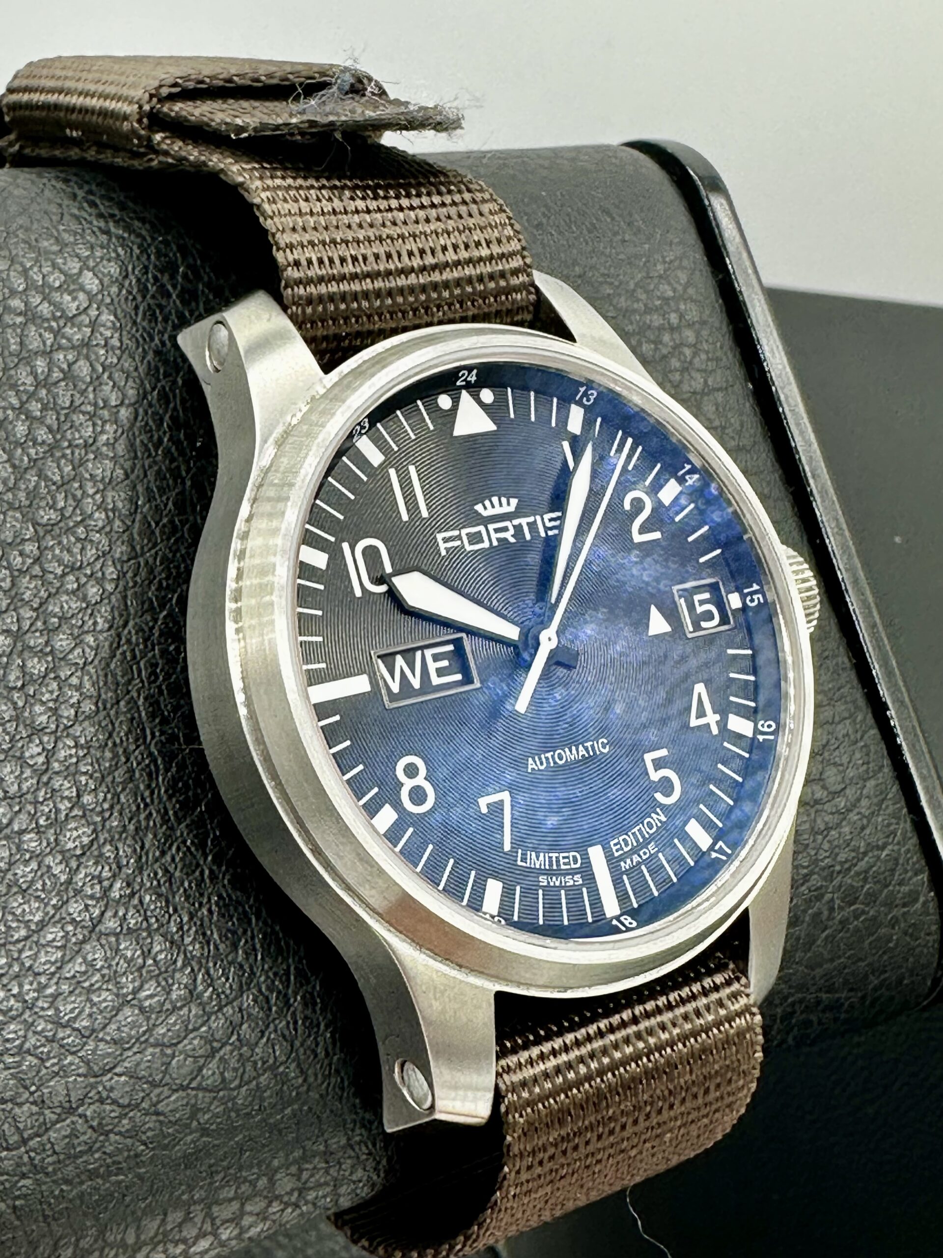 FORTIS Flieger Limited Edition Day Date 43mm Swiss Automatic Ref. 700. ...
