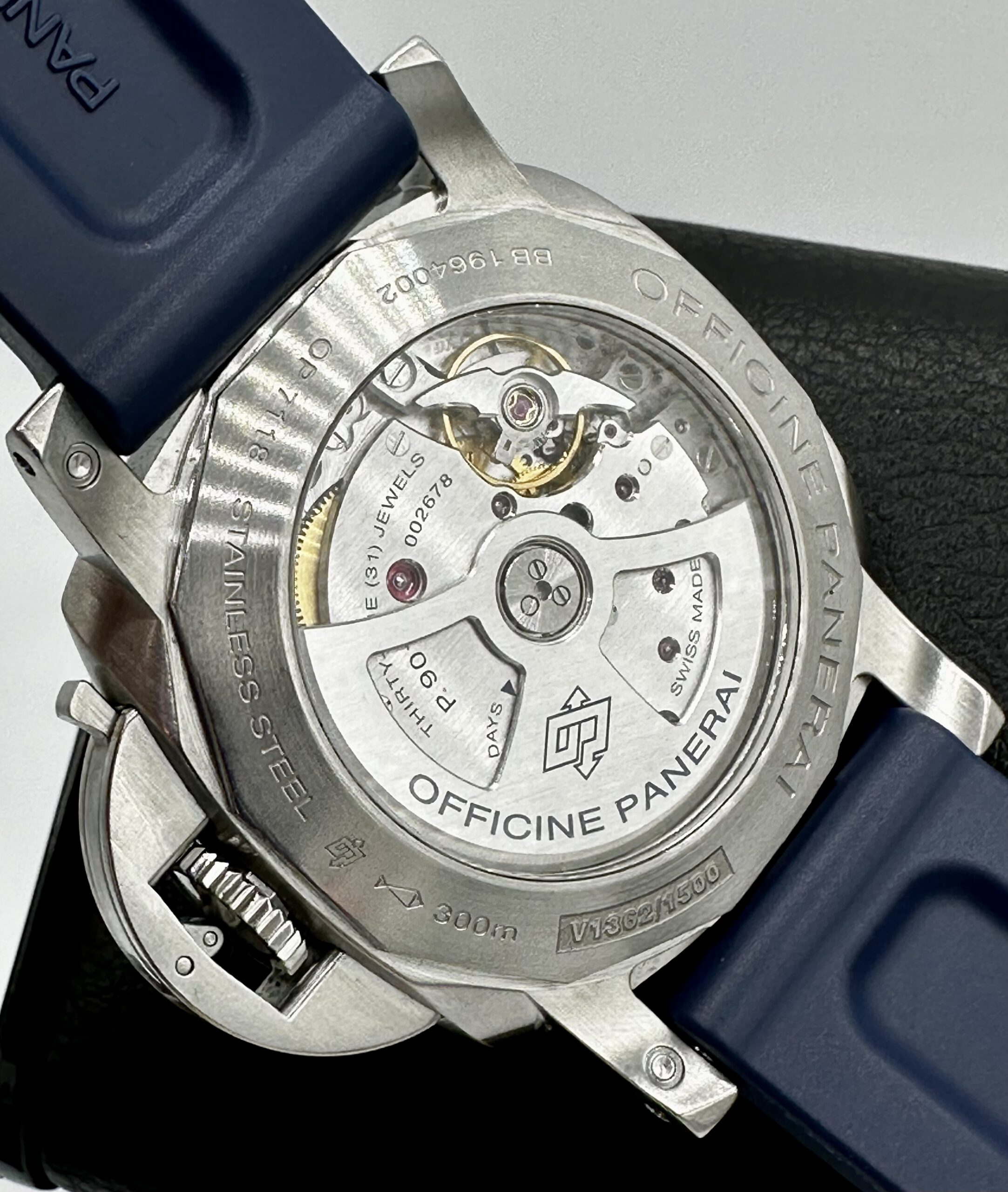 Panerai Luminor 1950 GMT Pam01033 Sunburst Blue Sandwich Dial 44mm Pam ...