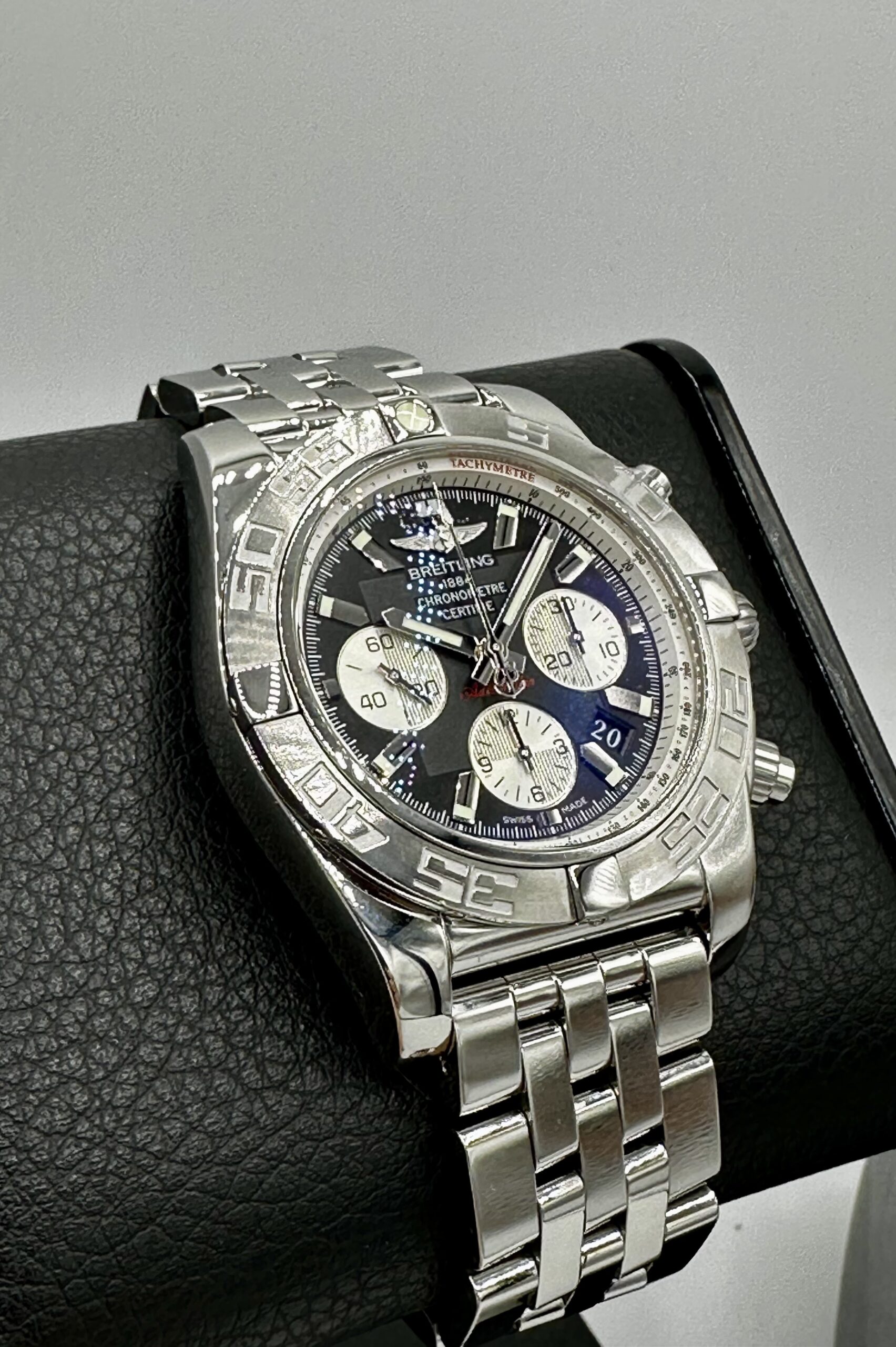 BREITLING CHRONOMAT 44 B01 Chronograph AB0110 44mm Swiss Black Silver ...