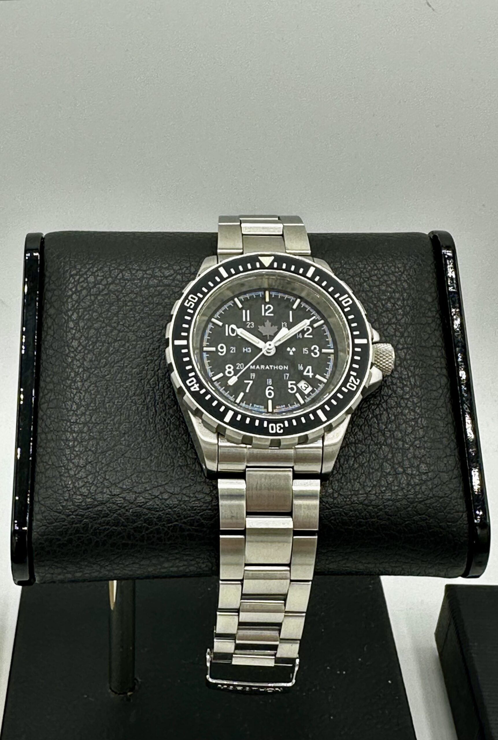 Marathon GSAR 41 Grey Maple Type II Swiss Automatic Maple Leaf Clasp ...