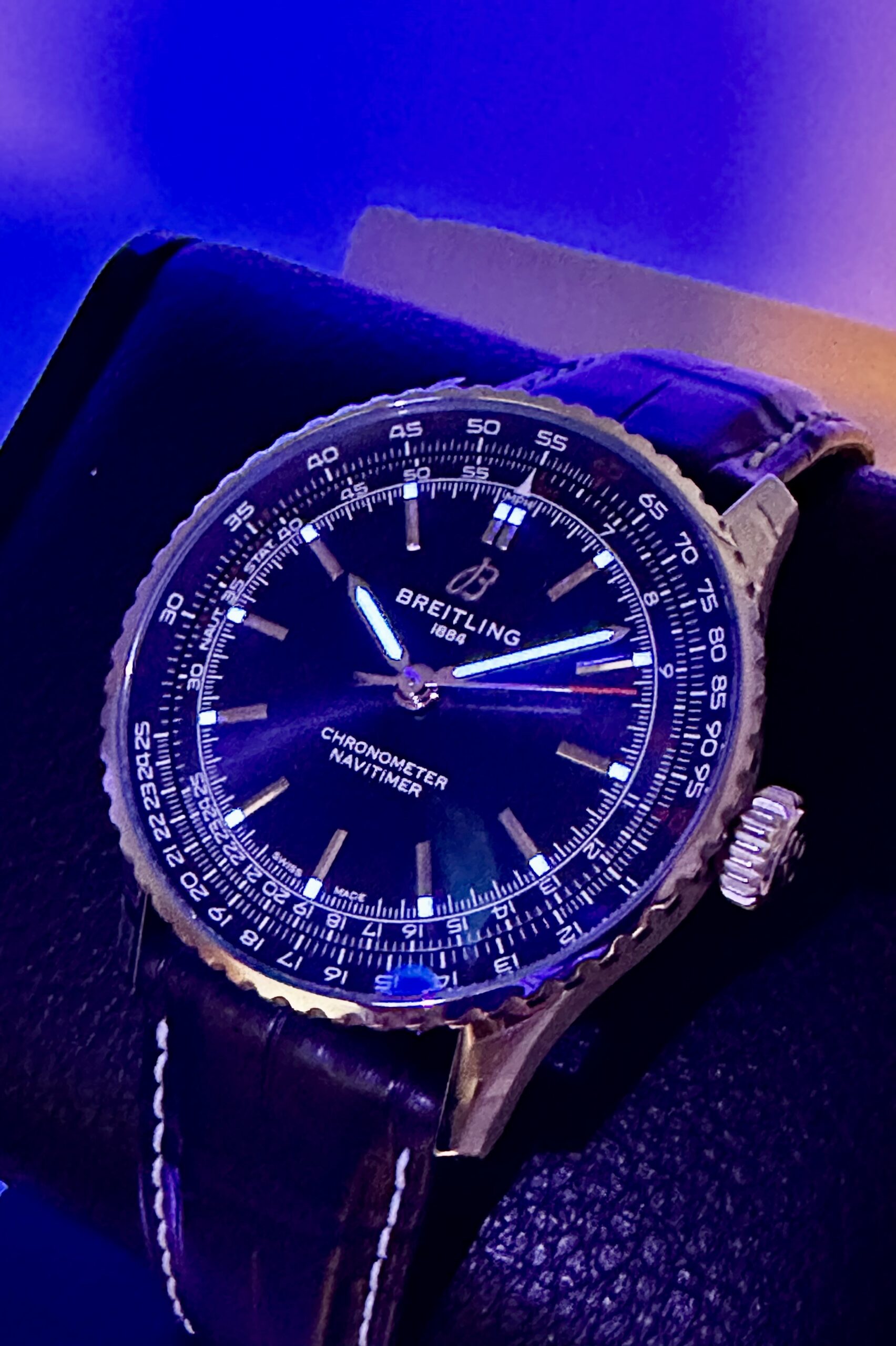 Breitling Navitimer 41 A17329 41mm Swiss Automatic Blue Dial New Oct ...
