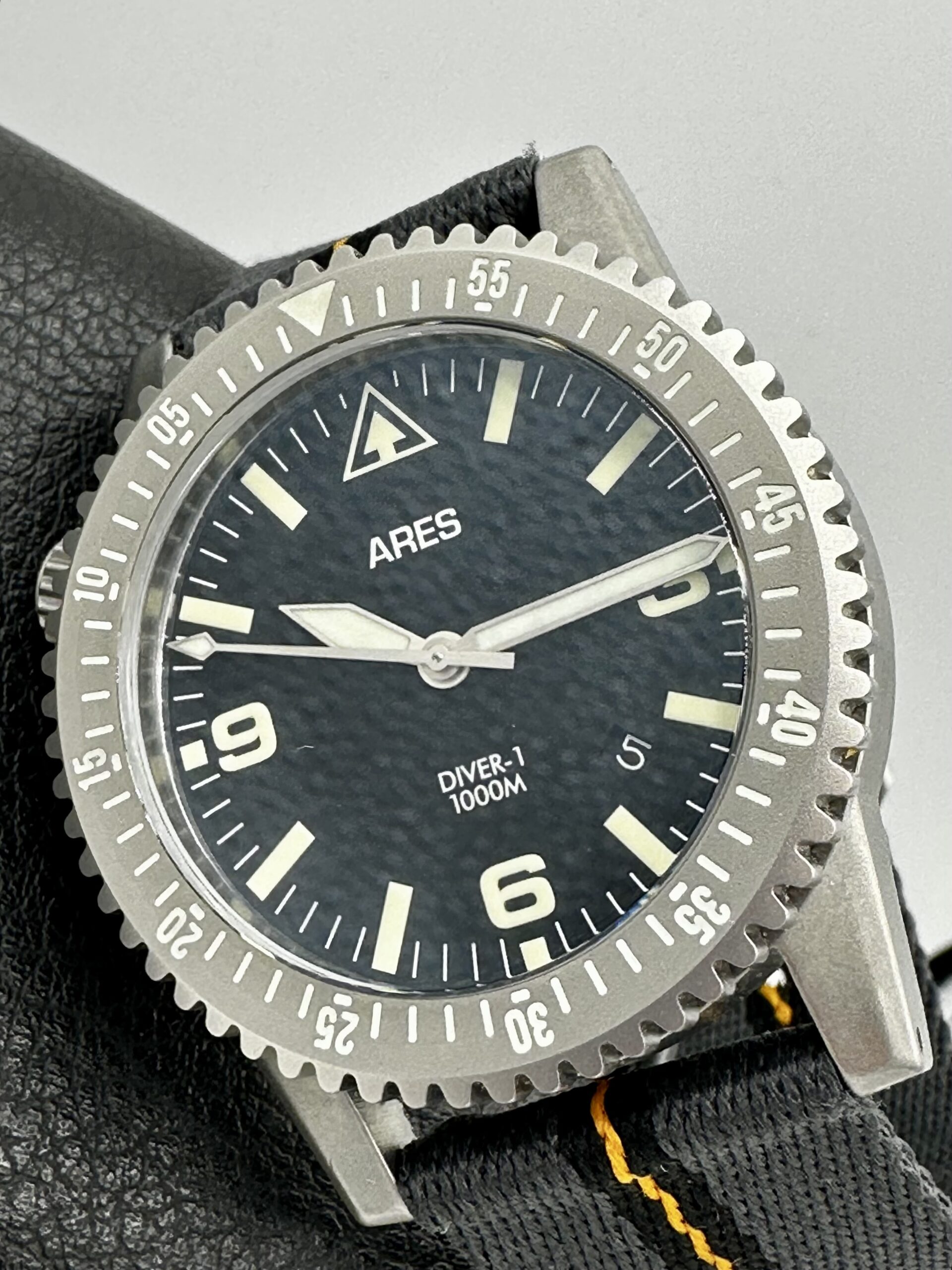 ARES Diver 1 Mission Timer Military Swiss Quartz Bead Blasted Case 42mm ...