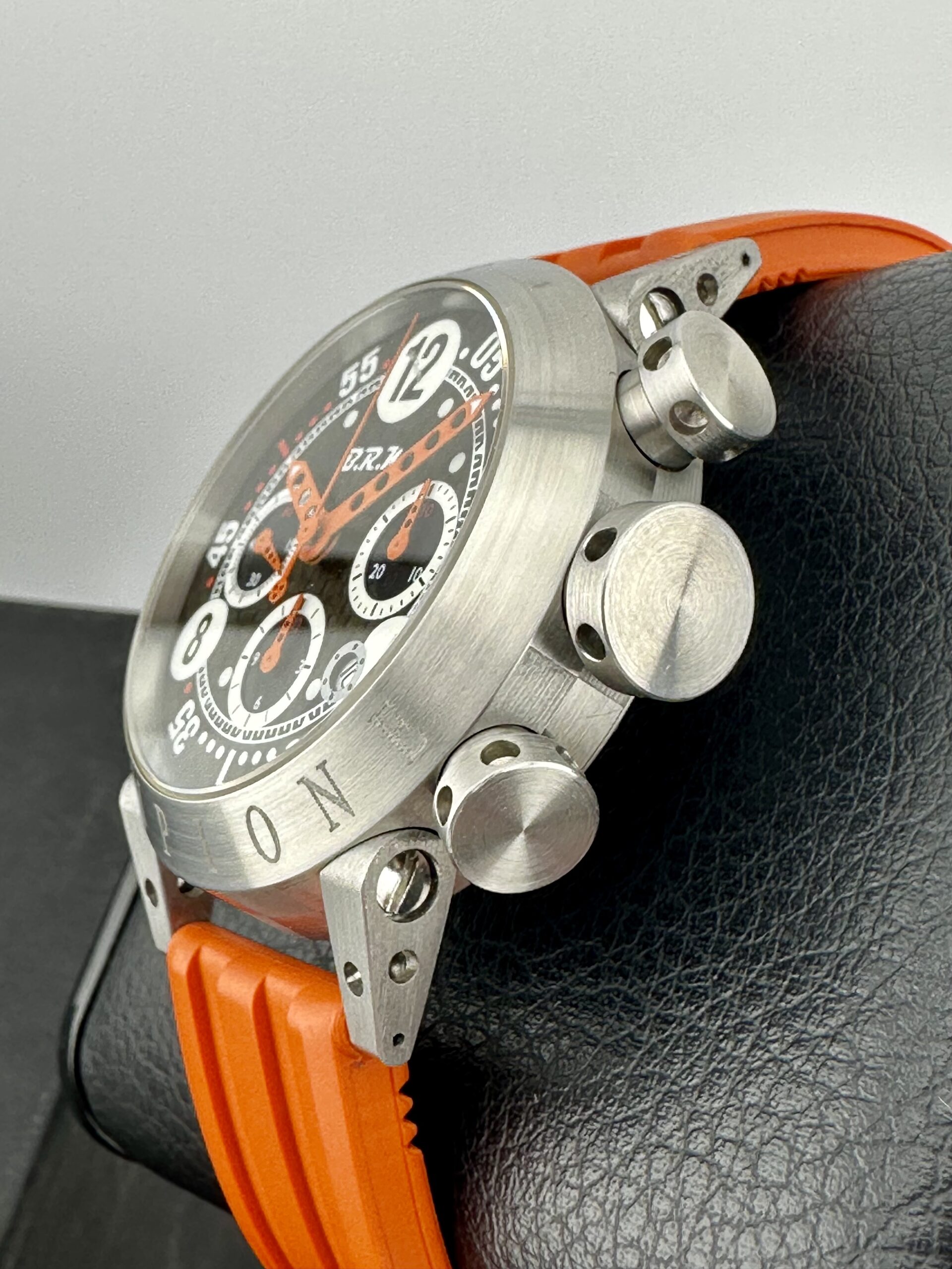B.R.M BRM V8-44 CAMPIONE Swiss Valjoux 7753 Automatic 44mm Checkered ...