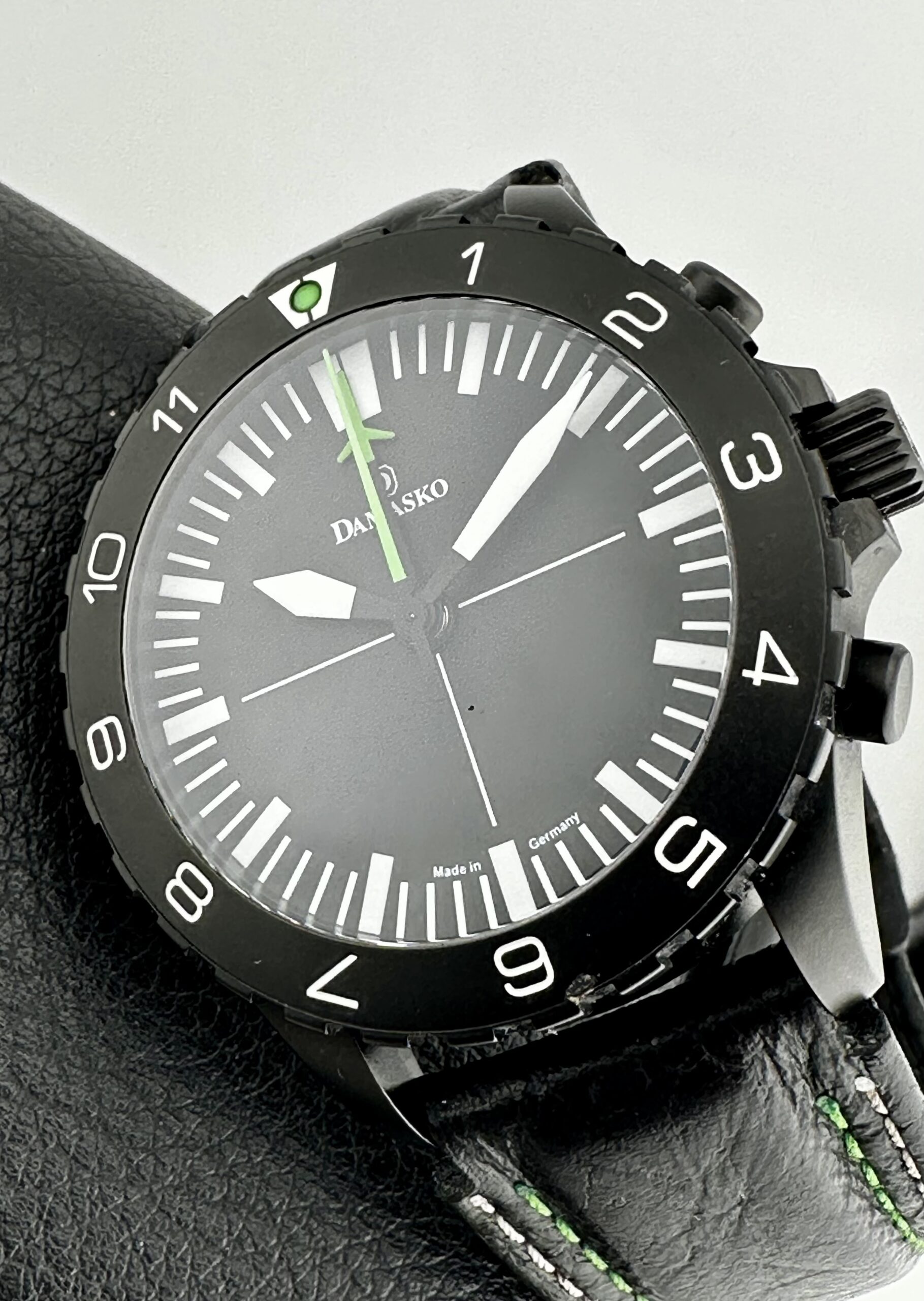 Damasko DC80/2 Black Green Pointer Chronograph 42mm In-House Automatic ...