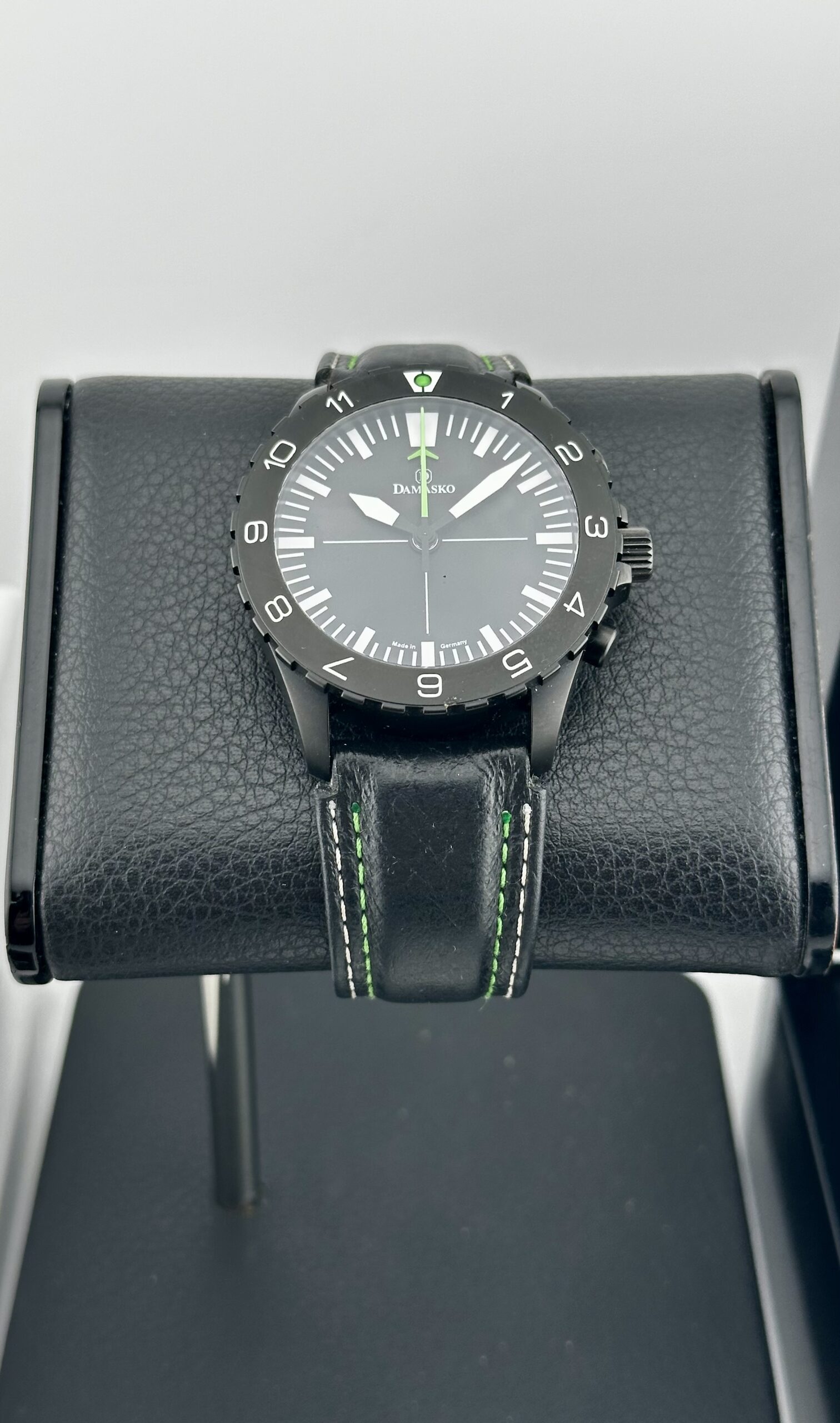 Damasko DC80/2 Black Green Pointer Chronograph 42mm In-House Automatic ...